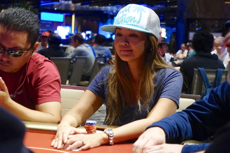 Lisa Hamilton rimonta e vola al final table, il sogno hawaiano prosegue