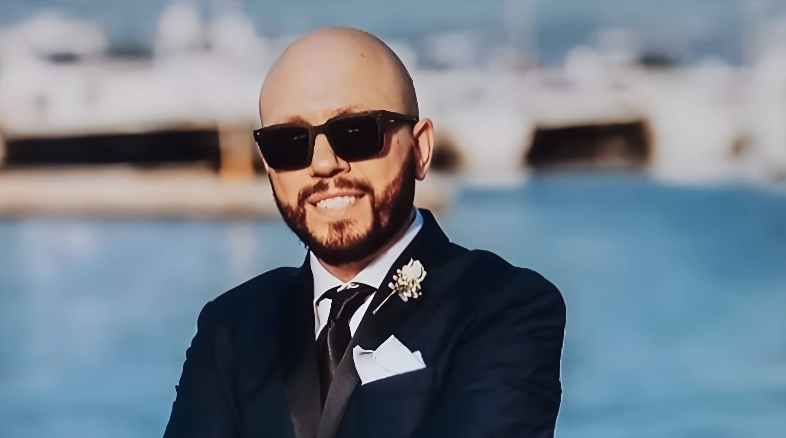 Online: Sunday Evening a Zarrillo, De Bonis in testa allo Special